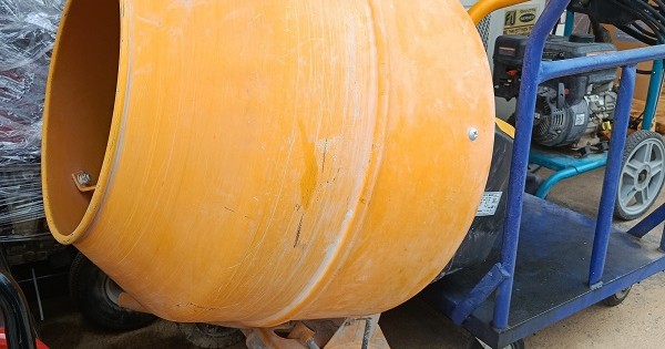 ΜΠΕΤΟΝΙΕΡΑ ΡΕΥΜΑΤΟΣ EXPRESS 550W ΜΕΤΑΧ